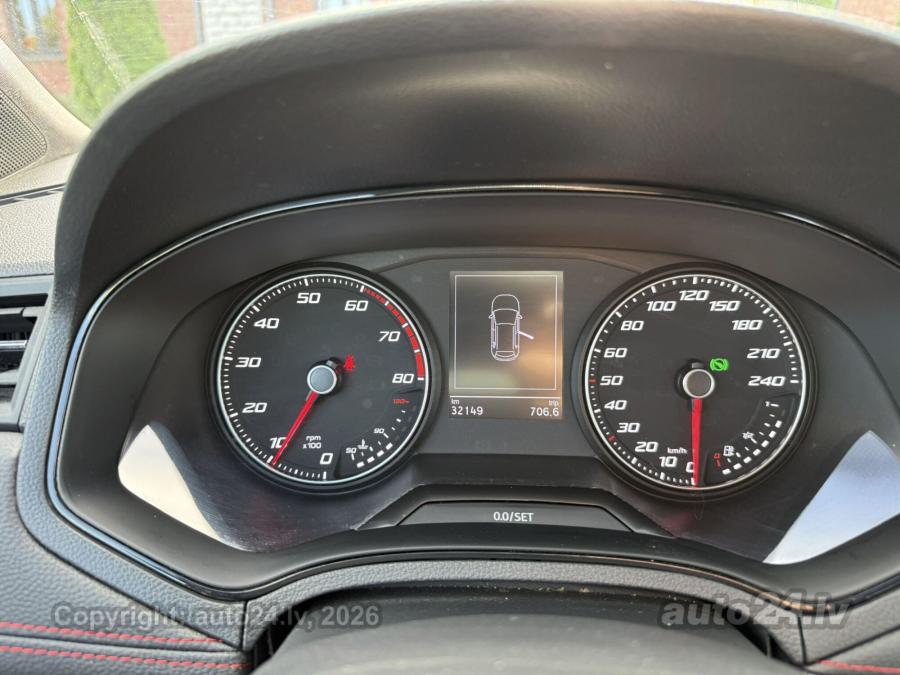 Red SEAT Arona 2021 in Tallinn, with an engine capacity of 1.00 L and mileage of 32 thousand km for 14990 €, photo 12 on AUTOMOTO.COM.LV