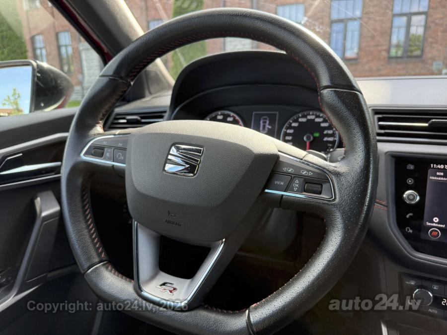 Red SEAT Arona 2021 in Tallinn, with an engine capacity of 1.00 L and mileage of 32 thousand km for 14990 €, photo 13 on AUTOMOTO.COM.LV