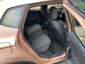 Violets SEAT Arona 2018 Tallina, ar dzinēja tilpumu 1.00 L un nobraukumu 61 tūkst. km par 10500 €, foto 5 vietnē AUTOMOTO.COM.LV