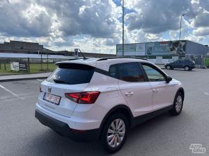 Белый Сеат Arona 2018 в Таураге, объемом двигателя 1.60 л и пробегом 178 тыс. км за 8800 €, фото  на AUTOMOTO.COM.LV
