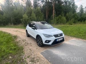 White SEAT Arona 2019 in Riga, with an engine capacity of 1.60 L and mileage of 160 thousand km for 11400 €, photo 3 on AUTOMOTO.COM.LV