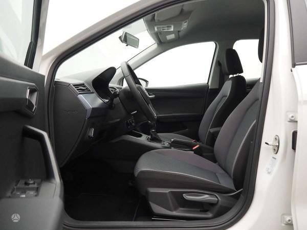 White SEAT Arona 2019 in Vilnius, with an engine capacity of 1.00 L and mileage of 44 thousand km for 10500 €, photo 8 on AUTOMOTO.COM.LV