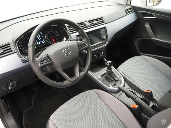 White SEAT Arona 2019 in Vilnius, with an engine capacity of 1.00 L and mileage of 44 thousand km for 10500 €, photo 10 on AUTOMOTO.COM.LV