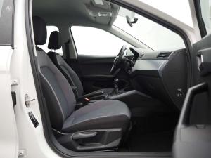 Balts SEAT Arona 2019 Viļņa, ar dzinēja tilpumu 1.00 L un nobraukumu 44 tūkst. km par 10500 €, foto 13 vietnē AUTOMOTO.COM.LV