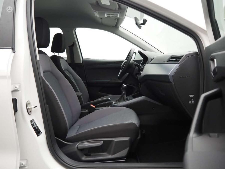 Balts SEAT Arona 2019 Viļņa, ar dzinēja tilpumu 1.00 L un nobraukumu 44 tūkst. km par 10500 €, foto 13 vietnē AUTOMOTO.COM.LV