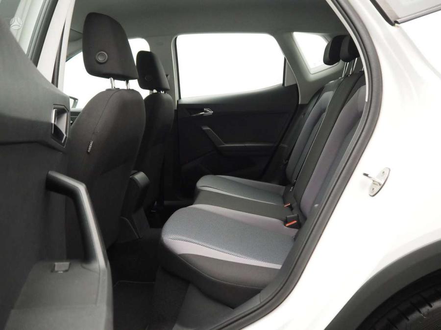 Balts SEAT Arona 2019 Viļņa, ar dzinēja tilpumu 1.00 L un nobraukumu 44 tūkst. km par 10500 €, foto 17 vietnē AUTOMOTO.COM.LV