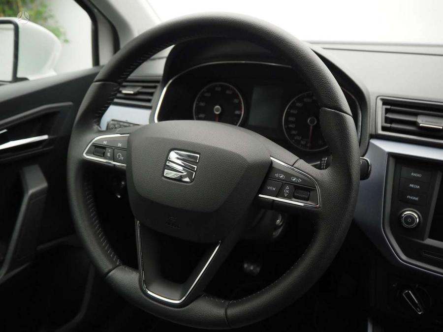 Balts SEAT Arona 2019 Viļņa, ar dzinēja tilpumu 1.00 L un nobraukumu 44 tūkst. km par 10500 €, foto 21 vietnē AUTOMOTO.COM.LV