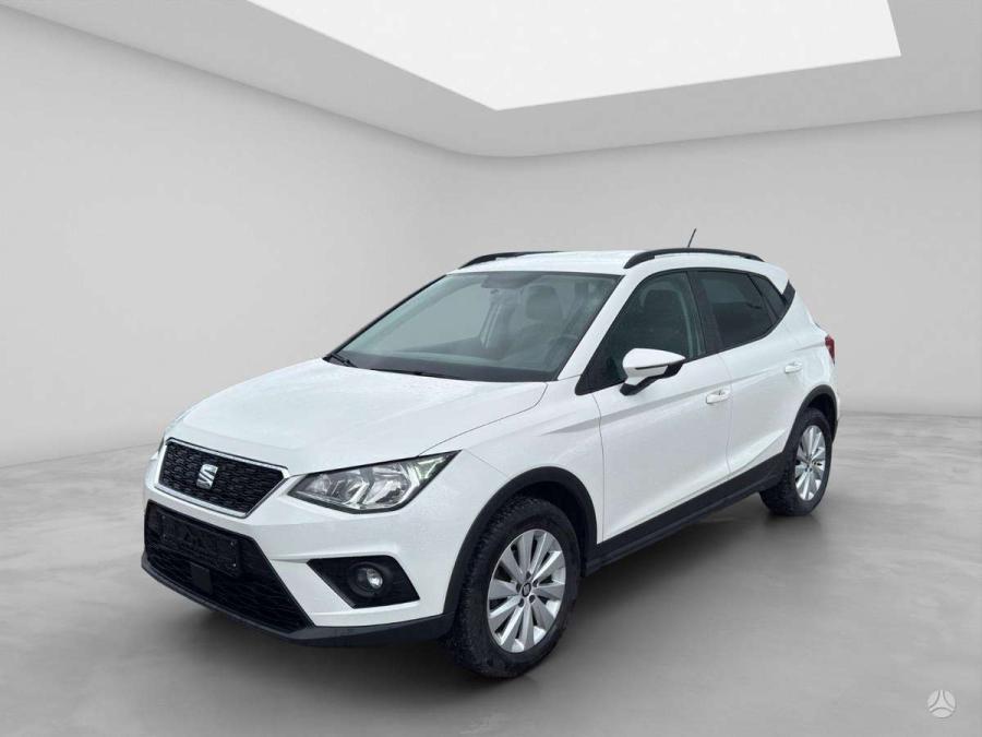White SEAT Arona 2019 in Vilnius, with an engine capacity of 1.60 L and mileage of 189 thousand km for 9990 €, photo 1 on AUTOMOTO.COM.LV