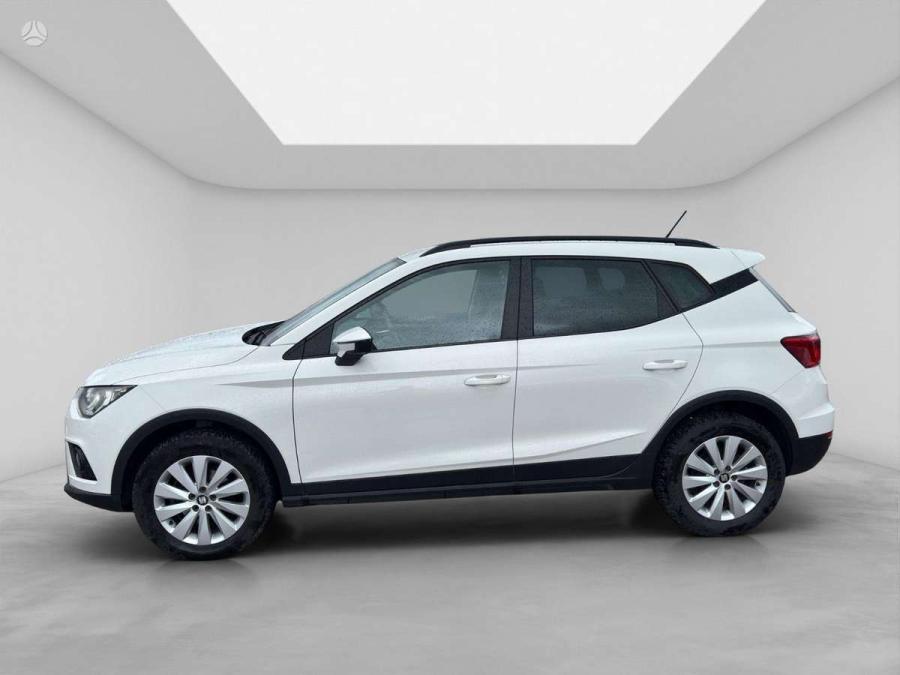 White SEAT Arona 2019 in Vilnius, with an engine capacity of 1.60 L and mileage of 189 thousand km for 9990 €, photo 4 on AUTOMOTO.COM.LV