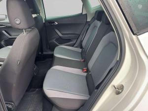 White SEAT Arona 2019 in Vilnius, with an engine capacity of 1.60 L and mileage of 189 thousand km for 9990 €, photo 14 on AUTOMOTO.COM.LV