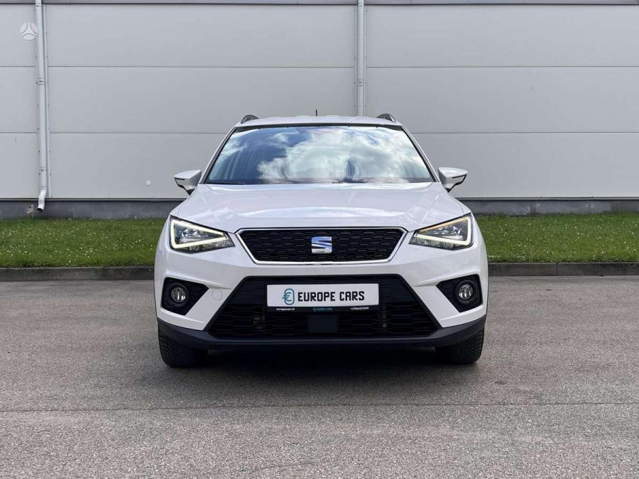 White SEAT Arona 2020 in Kaunas, with an engine capacity of 1.60 L and mileage of 203 thousand km for 11000 €, photo 3 on AUTOMOTO.COM.LV