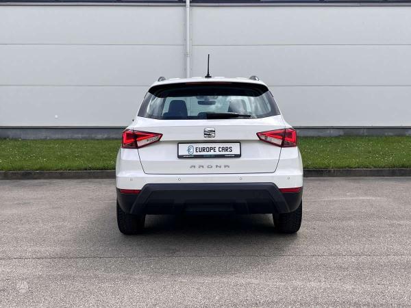 White SEAT Arona 2020 in Kaunas, with an engine capacity of 1.60 L and mileage of 203 thousand km for 11000 €, photo 6 on AUTOMOTO.COM.LV