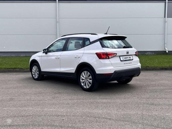 White SEAT Arona 2020 in Kaunas, with an engine capacity of 1.60 L and mileage of 203 thousand km for 11000 €, photo 7 on AUTOMOTO.COM.LV