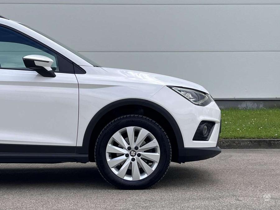 White SEAT Arona 2020 in Kaunas, with an engine capacity of 1.60 L and mileage of 203 thousand km for 11000 €, photo 10 on AUTOMOTO.COM.LV
