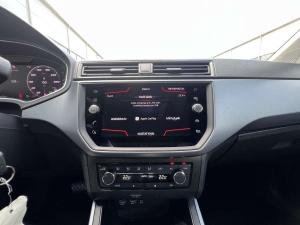 White SEAT Arona 2020 in Kaunas, with an engine capacity of 1.60 L and mileage of 203 thousand km for 11000 €, photo 36 on AUTOMOTO.COM.LV