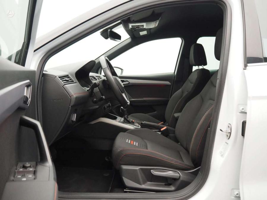Balts SEAT Arona 2021 Viļņa, ar dzinēja tilpumu 1.00 L un nobraukumu 89 tūkst. km par 14900 €, foto 9 vietnē AUTOMOTO.COM.LV