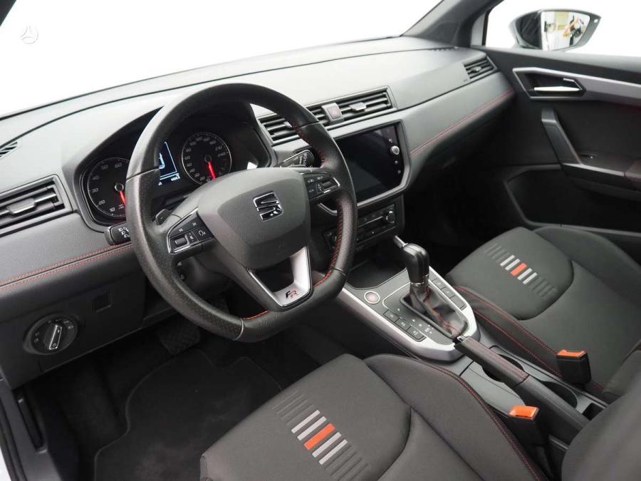 Balts SEAT Arona 2021 Viļņa, ar dzinēja tilpumu 1.00 L un nobraukumu 89 tūkst. km par 14900 €, foto 10 vietnē AUTOMOTO.COM.LV