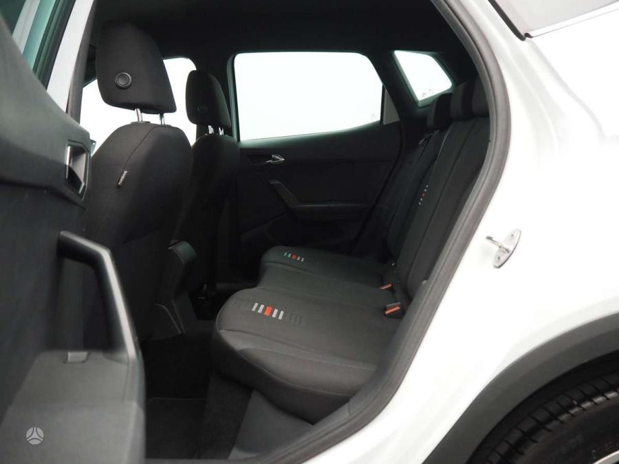 Balts SEAT Arona 2021 Viļņa, ar dzinēja tilpumu 1.00 L un nobraukumu 89 tūkst. km par 14900 €, foto 15 vietnē AUTOMOTO.COM.LV