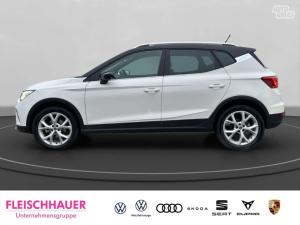 White SEAT Arona 2023 in Kaunas, with an engine capacity of 1.00 L and mileage of 14 thousand km for 25469 €, photo 3 on AUTOMOTO.COM.LV