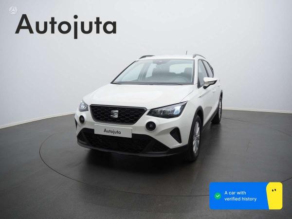 White SEAT Arona 2024 in Vilnius, with an engine capacity of 1.00 L and mileage of 38 thousand km for 19500 €, photo 1 on AUTOMOTO.COM.LV