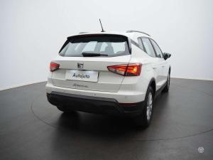White SEAT Arona 2024 in Vilnius, with an engine capacity of 1.00 L and mileage of 38 thousand km for 19500 €, photo 5 on AUTOMOTO.COM.LV