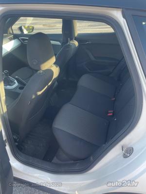 White SEAT Arona 2019 in Tallinn, with an engine capacity of 1.00 L and mileage of 163 thousand km for 8500 €, photo 7 on AUTOMOTO.COM.LV