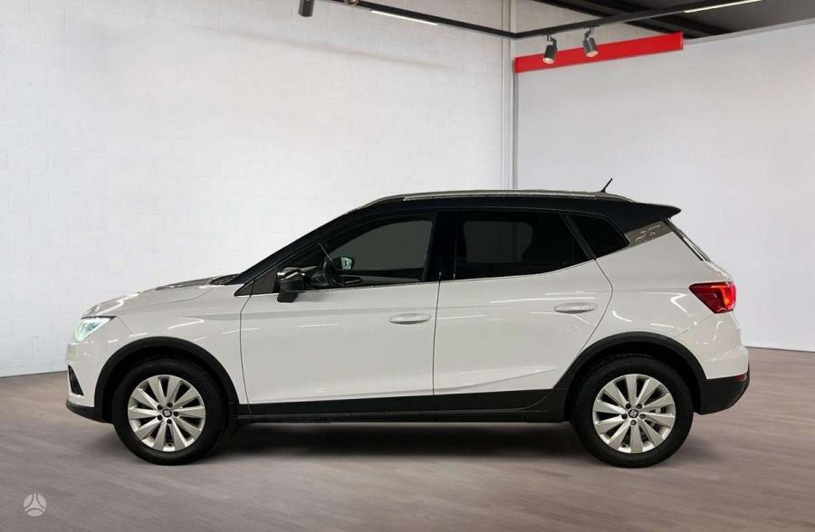 Balts SEAT Arona 2020 Kauņa, ar dzinēja tilpumu 1.00 L un nobraukumu 121 tūkst. km par 7990 €, foto 4 vietnē AUTOMOTO.COM.LV