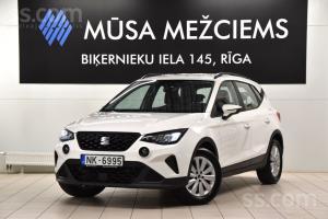 Белый Сеат Arona 2023 в Рига, объемом двигателя 1.00 л и пробегом 82 тыс. км за 12990 €, фото  на AUTOMOTO.COM.LV