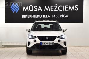 Белый Сеат Arona 2023 в Рига, объемом двигателя 1.00 л и пробегом 82 тыс. км за 12990 €, фото 3 на AUTOMOTO.COM.LV