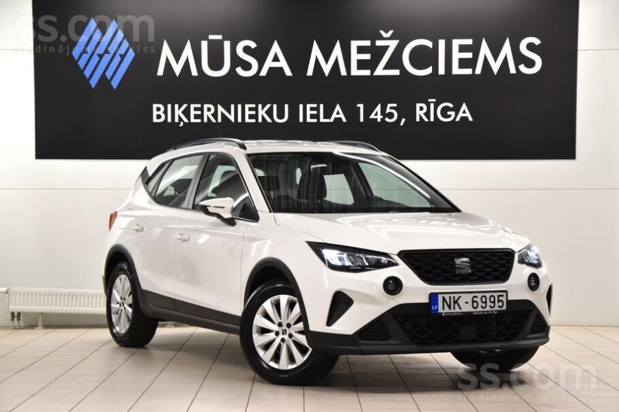 Белый Сеат Arona 2023 в Рига, объемом двигателя 1.00 л и пробегом 82 тыс. км за 12990 €, фото 4 на AUTOMOTO.COM.LV