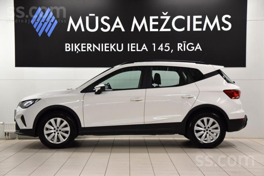 Белый Сеат Arona 2023 в Рига, объемом двигателя 1.00 л и пробегом 82 тыс. км за 12990 €, фото 6 на AUTOMOTO.COM.LV