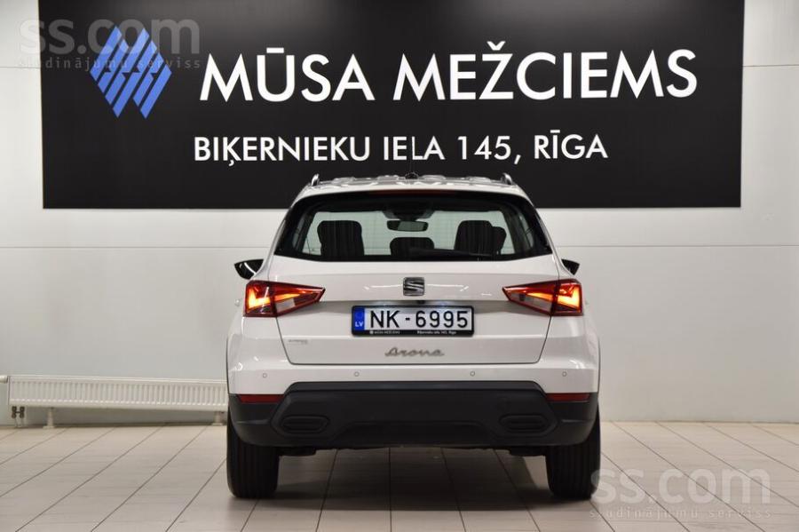 Белый Сеат Arona 2023 в Рига, объемом двигателя 1.00 л и пробегом 82 тыс. км за 12990 €, фото 8 на AUTOMOTO.COM.LV