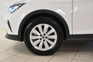 Белый Сеат Arona 2023 в Рига, объемом двигателя 1.00 л и пробегом 82 тыс. км за 12990 €, фото 11 на AUTOMOTO.COM.LV