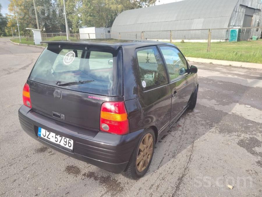 Black SEAT Arosa 1999 in Riga, with an engine capacity of 1.70 L and mileage of 298 thousand km for 1600 €, photo 5 on AUTOMOTO.COM.LV