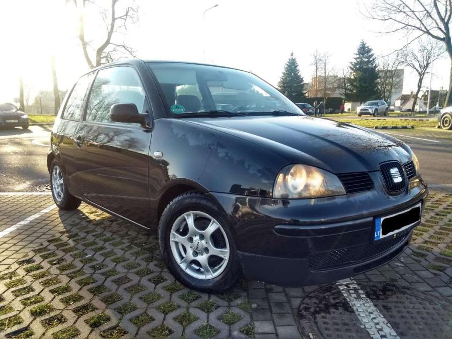Black SEAT Arosa 2004 in Vilkaviskis, with an engine capacity of 1.00 L and mileage of 163 thousand km for 999 €, photo 1 on AUTOMOTO.COM.LV
