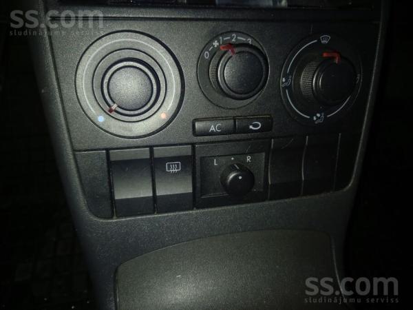 Grey SEAT Arosa 2004 in Kuldiga, with an engine capacity of 1.40 L and mileage of 191 thousand km for 2300 €, photo 6 on AUTOMOTO.COM.LV