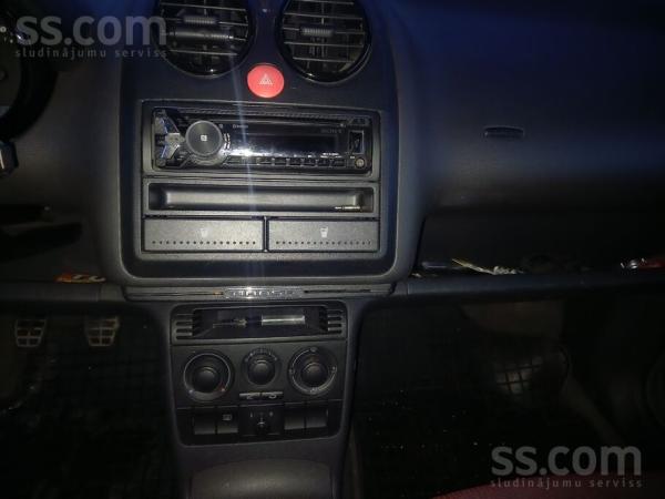 Grey SEAT Arosa 2004 in Kuldiga, with an engine capacity of 1.40 L and mileage of 191 thousand km for 2300 €, photo 8 on AUTOMOTO.COM.LV