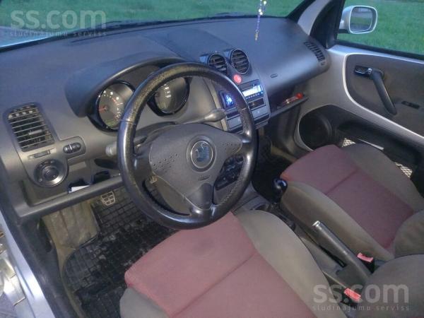 Grey SEAT Arosa 2004 in Kuldiga, with an engine capacity of 1.40 L and mileage of 191 thousand km for 2300 €, photo 10 on AUTOMOTO.COM.LV