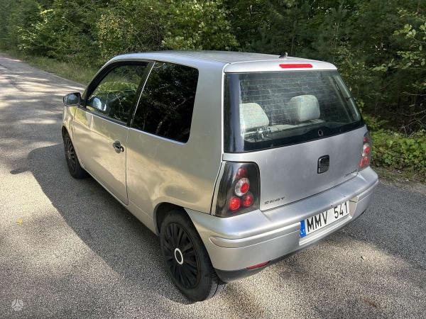 Grey SEAT Arosa 2004 in Alytus, with an engine capacity of 1.00 L and mileage of 269 thousand km for 900 €, photo 5 on AUTOMOTO.COM.LV