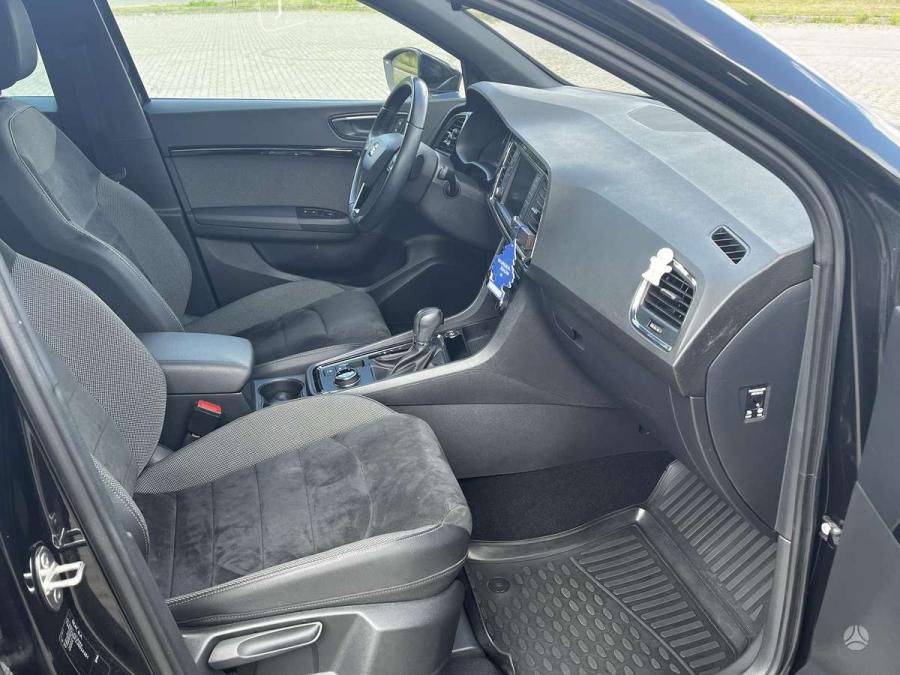 Black SEAT Ateca 2017 in Vilnius, with an engine capacity of 1.97 L and mileage of 80 thousand km for 15800 €, photo 14 on AUTOMOTO.COM.LV