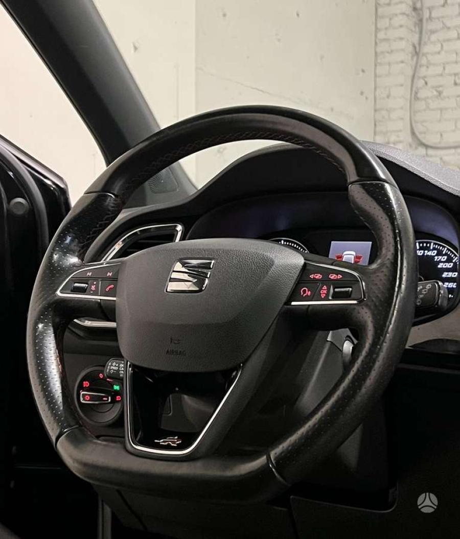 Melns SEAT Ateca 2017 Klaipėda, ar dzinēja tilpumu 1.97 L un nobraukumu 208 tūkst. km par 14999 €, foto 15 vietnē AUTOMOTO.COM.LV