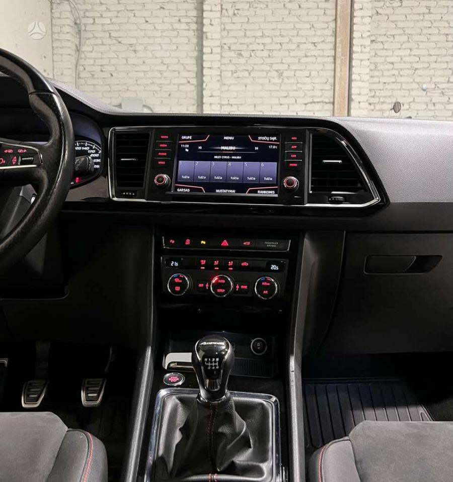 Melns SEAT Ateca 2017 Klaipėda, ar dzinēja tilpumu 1.97 L un nobraukumu 208 tūkst. km par 14999 €, foto 20 vietnē AUTOMOTO.COM.LV