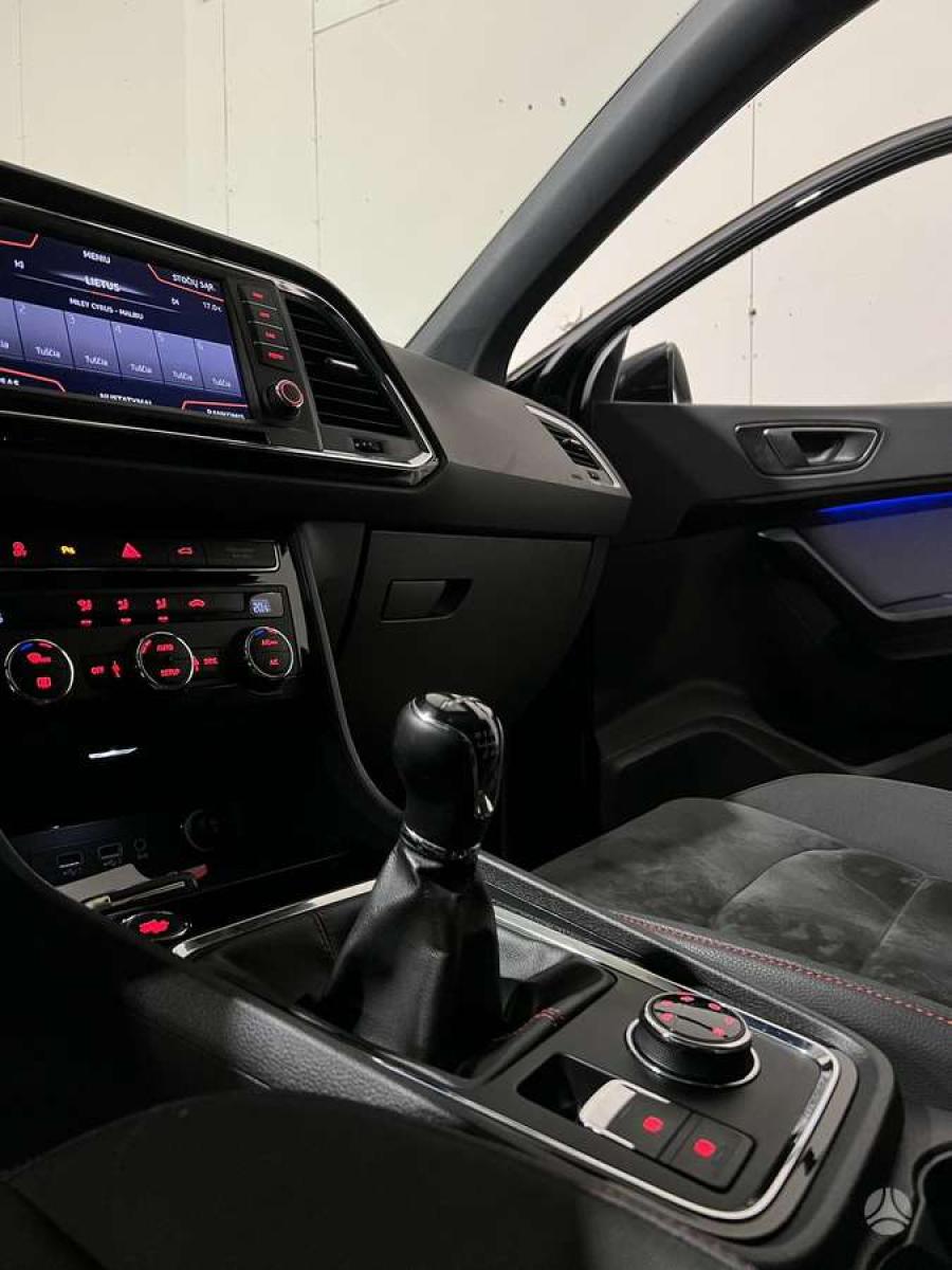 Melns SEAT Ateca 2017 Klaipėda, ar dzinēja tilpumu 1.97 L un nobraukumu 208 tūkst. km par 14999 €, foto 29 vietnē AUTOMOTO.COM.LV