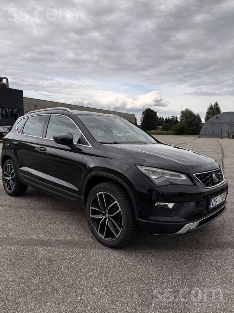 Black SEAT Ateca 2017 in Riga, with an engine capacity of 2.00 L and mileage of 163 thousand km for 15500 €, photo 1 on AUTOMOTO.COM.LV