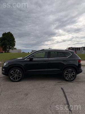 Black SEAT Ateca 2017 in Riga, with an engine capacity of 2.00 L and mileage of 163 thousand km for 15500 €, photo 4 on AUTOMOTO.COM.LV