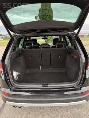 Black SEAT Ateca 2017 in Riga, with an engine capacity of 2.00 L and mileage of 163 thousand km for 15500 €, photo 11 on AUTOMOTO.COM.LV