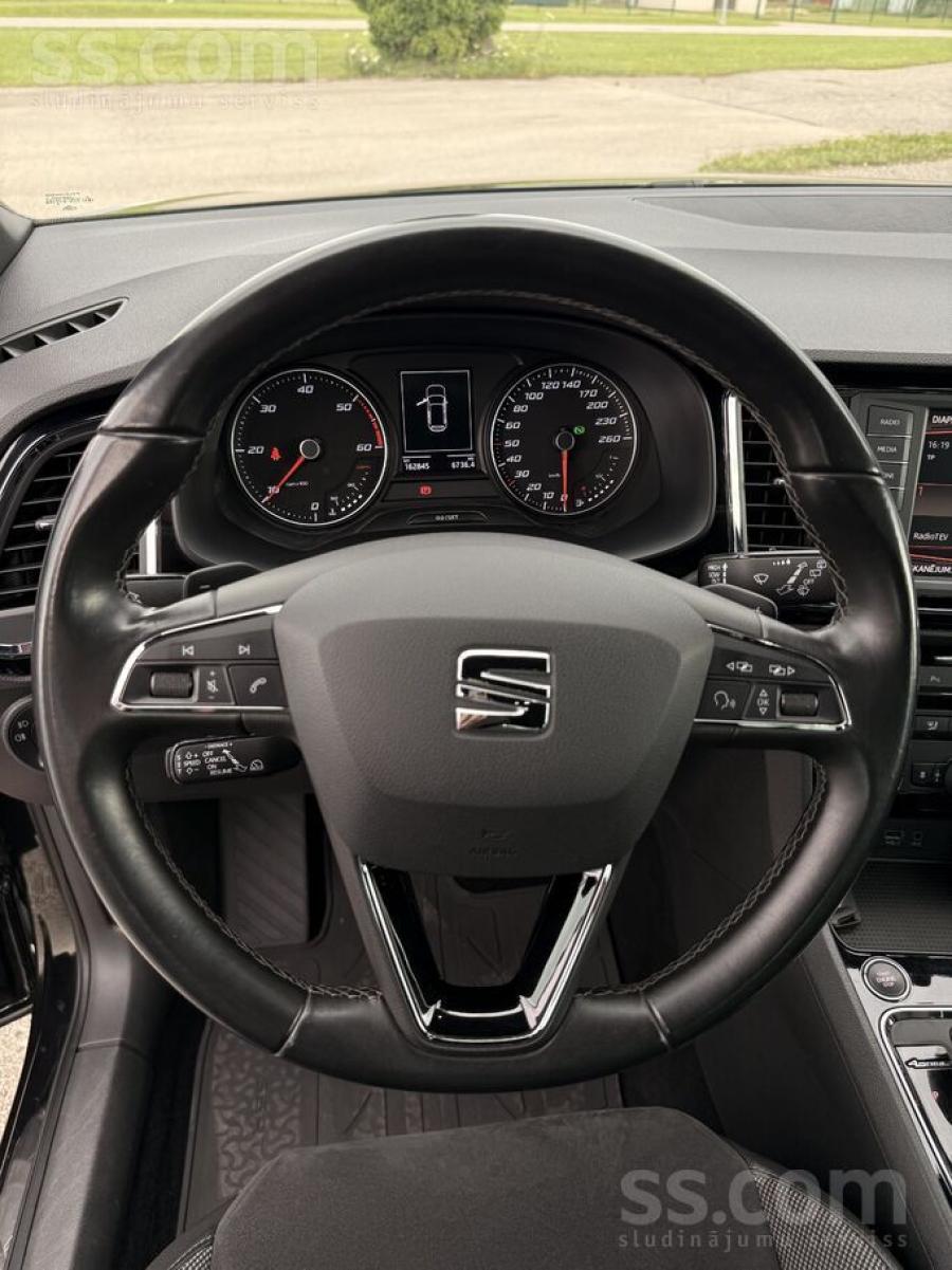 Black SEAT Ateca 2017 in Riga, with an engine capacity of 2.00 L and mileage of 163 thousand km for 15500 €, photo 12 on AUTOMOTO.COM.LV