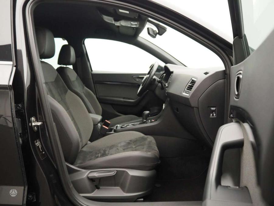Black SEAT Ateca 2017 in Vilnius, with an engine capacity of 1.40 L and mileage of 48 thousand km for 19500 €, photo 12 on AUTOMOTO.COM.LV