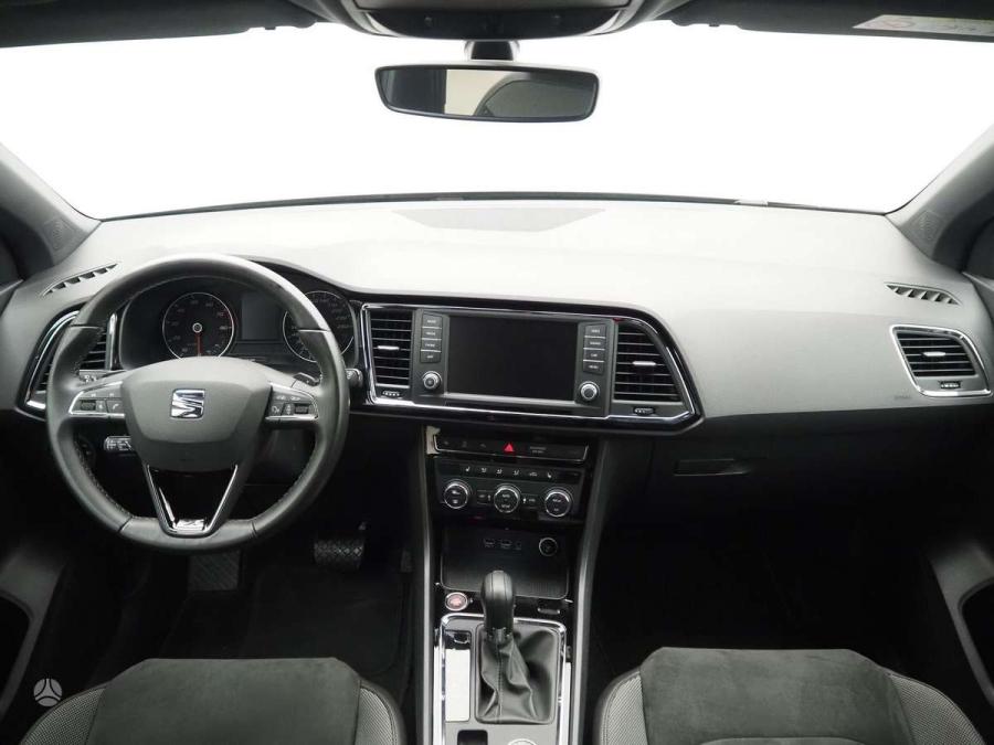Black SEAT Ateca 2017 in Vilnius, with an engine capacity of 1.40 L and mileage of 48 thousand km for 19500 €, photo 19 on AUTOMOTO.COM.LV