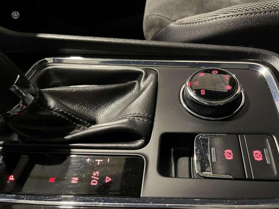Melns SEAT Ateca 2017 Klaipėda, ar dzinēja tilpumu 1.97 L un nobraukumu 179 tūkst. km par 14990 €, foto 9 vietnē AUTOMOTO.COM.LV